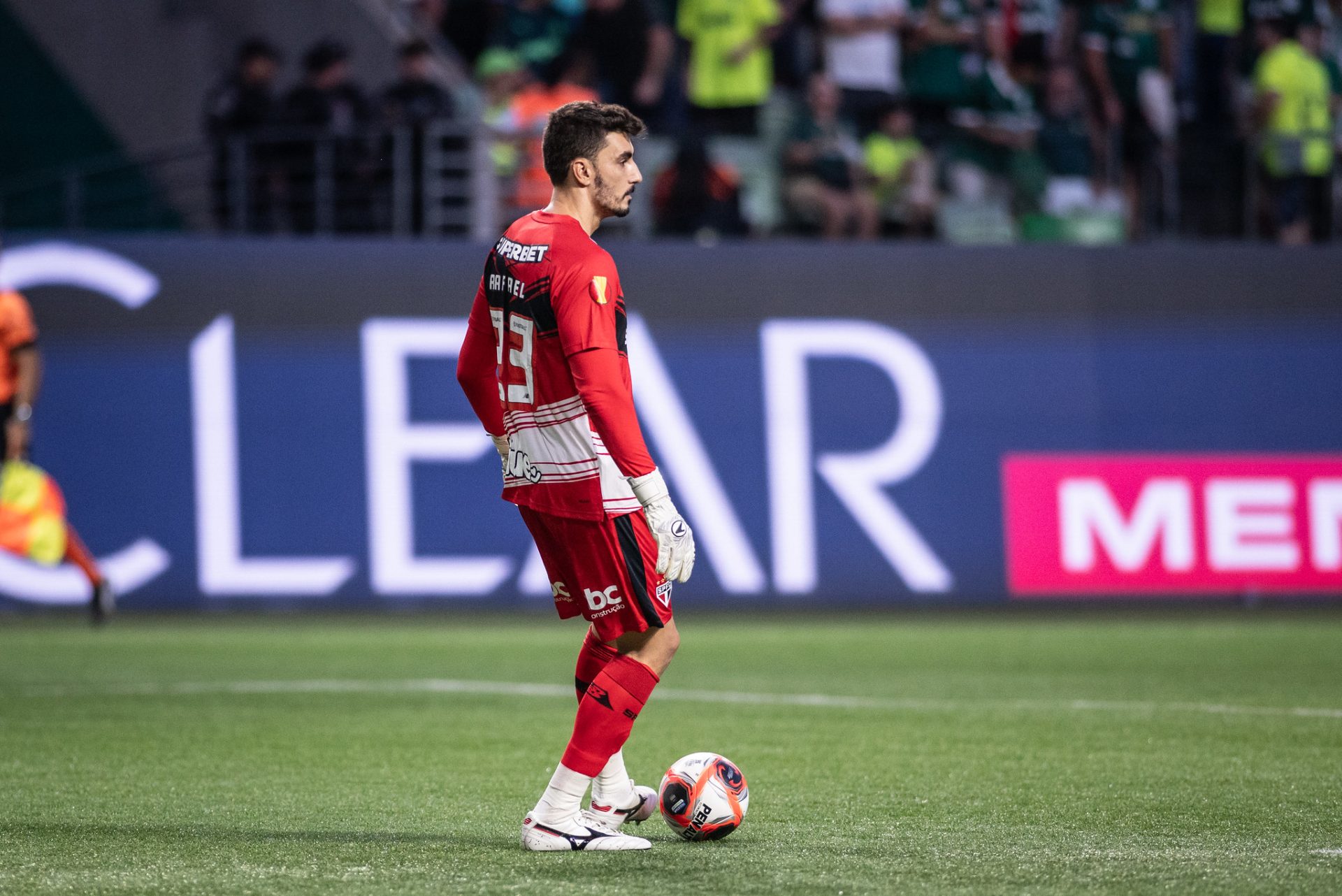 Rafael e +8: São Paulo pretende renovar contratos de dois titulares ...